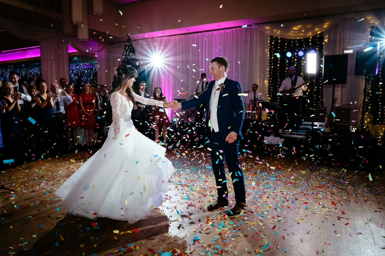 How to Prepare for Your Wedding Dance Lesson: Dos and Don'ts - Wedding ...